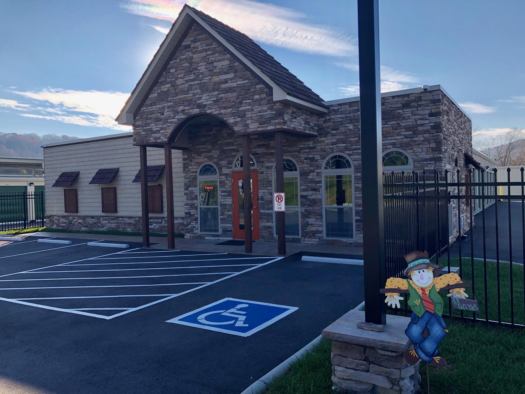 Store Safe Storage | Self-Storage Knoxville (Climate Controlled)